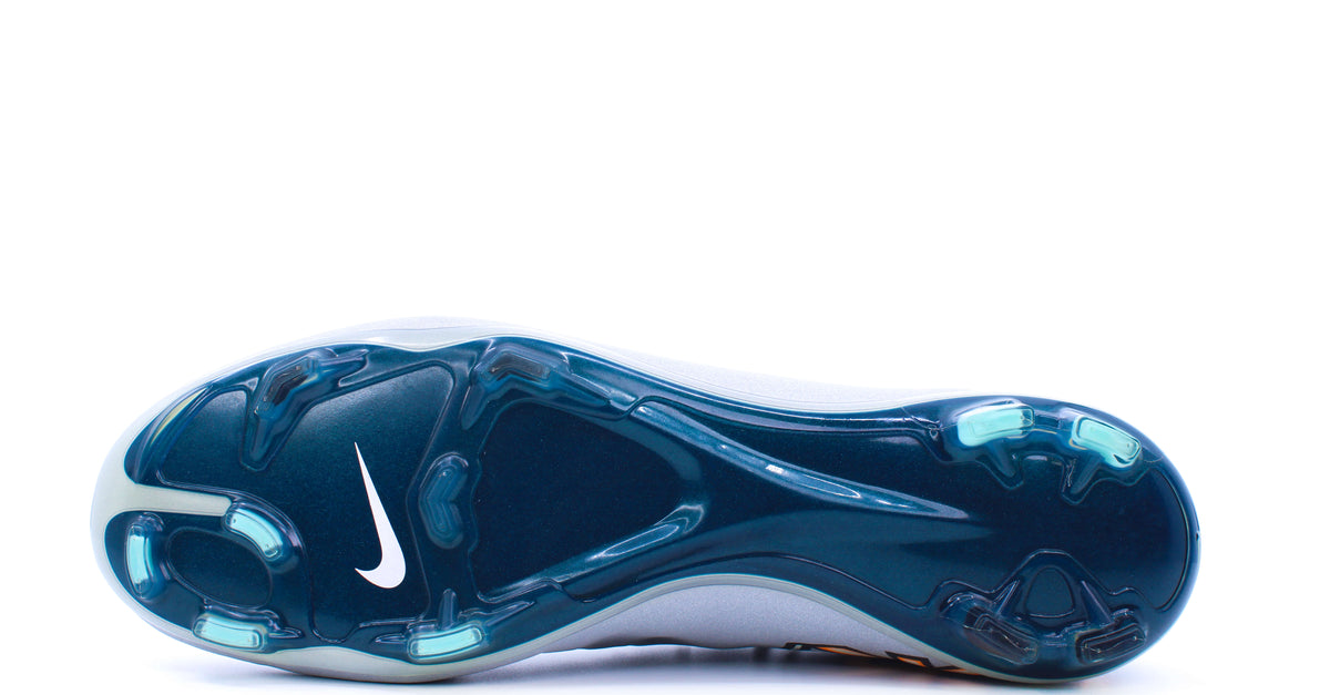 Nike Mercurial Vapor 10 FG CR7 Metallic Silver/White/Hyper Turquoise/B ...